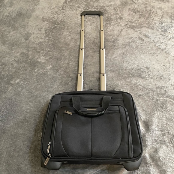 Samsonite | Bags | Rolling Samsonite Laptop Computer Carry On Luggage ...